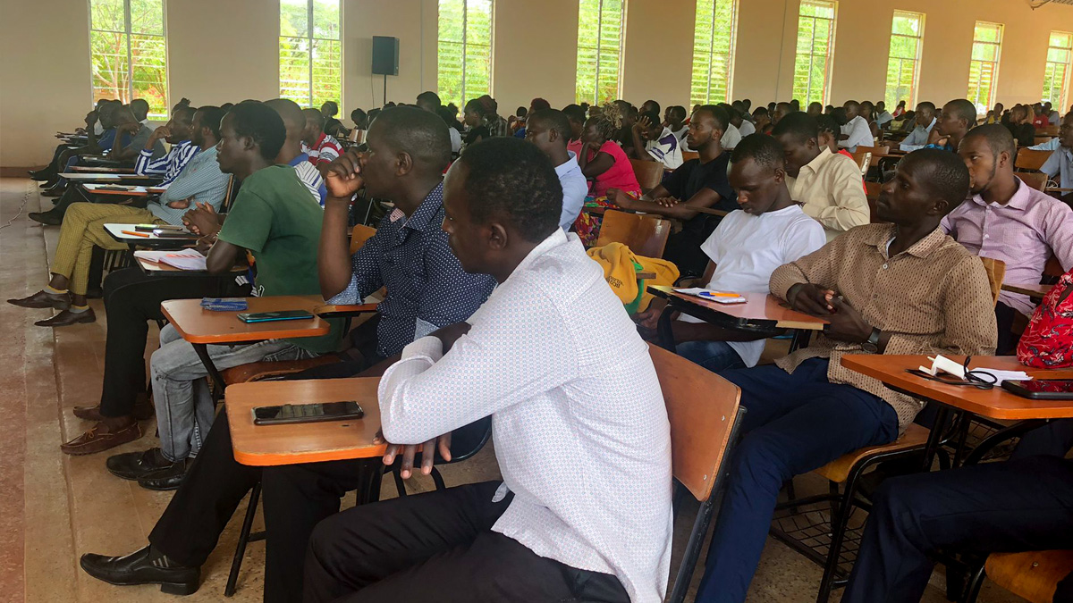 Inspiring students at a university in Kenya - Amma.org